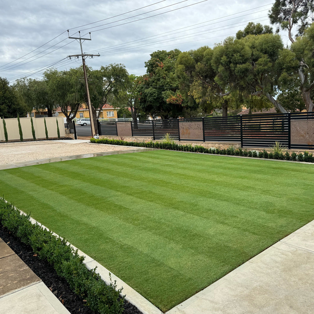 Delivering professional grade lawn care products direct to your home.